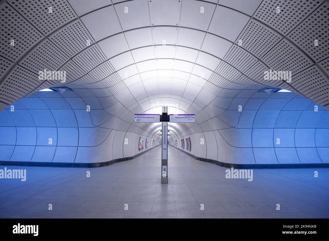 Liverpool Street Station - Elizabeth Line Station Stock Photo - Alamy