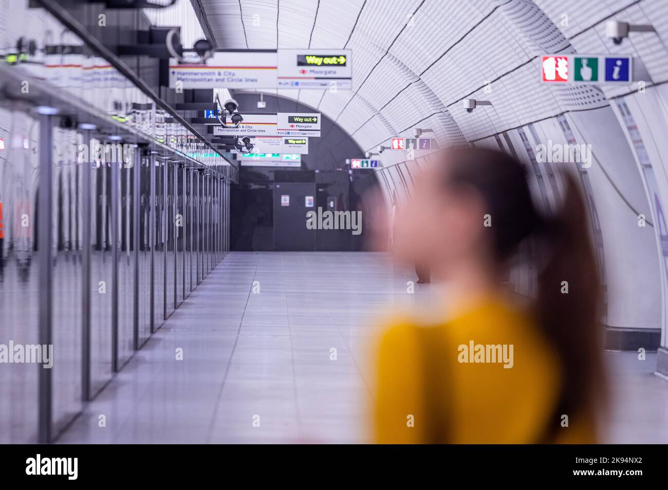 Liverpool Street Station - Elizabeth Line Station Stock Photo - Alamy