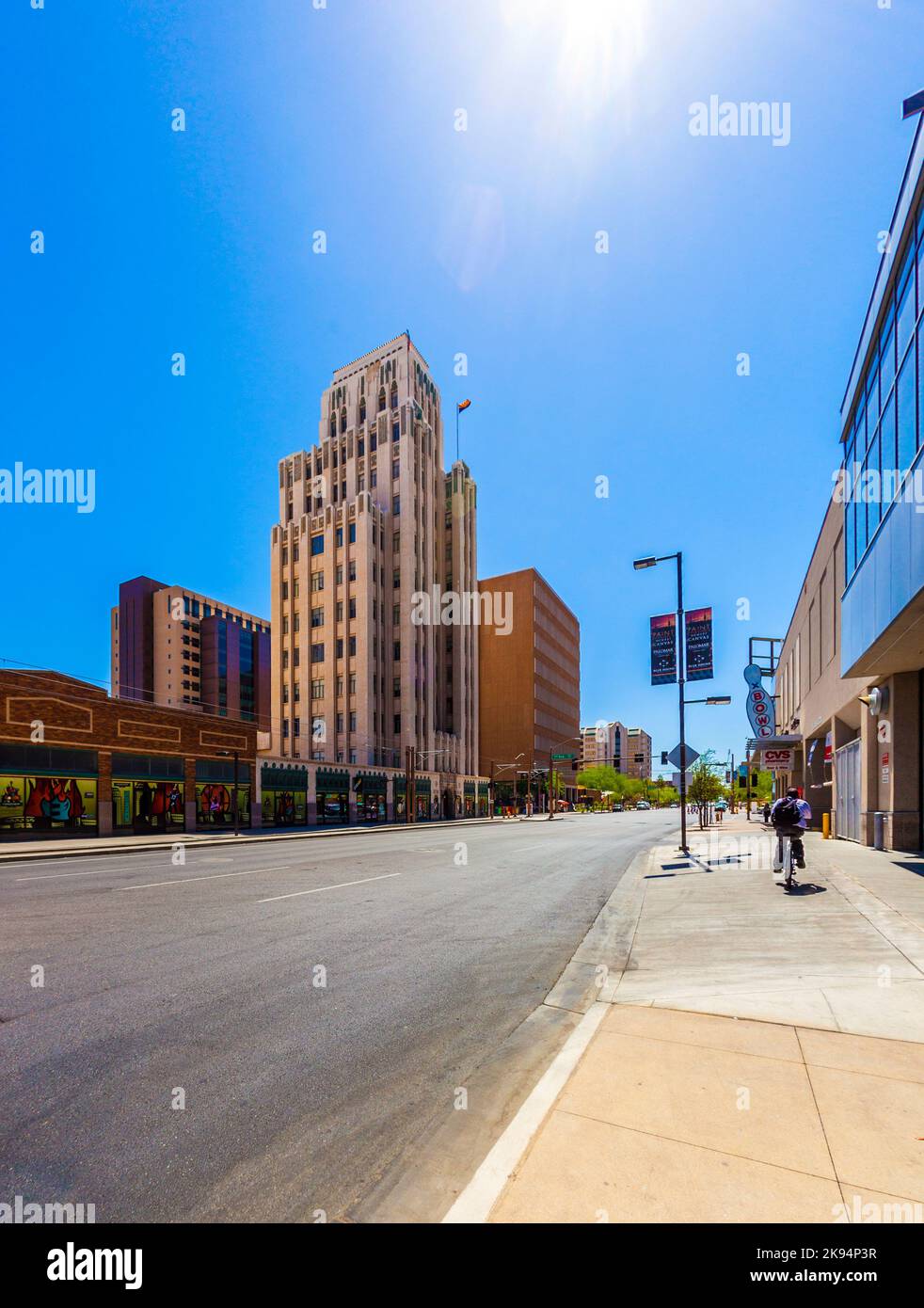 PHOENIX, USA - JUNE 14: famous Art Deco Luhrs Tower on June 14,2012 in ...