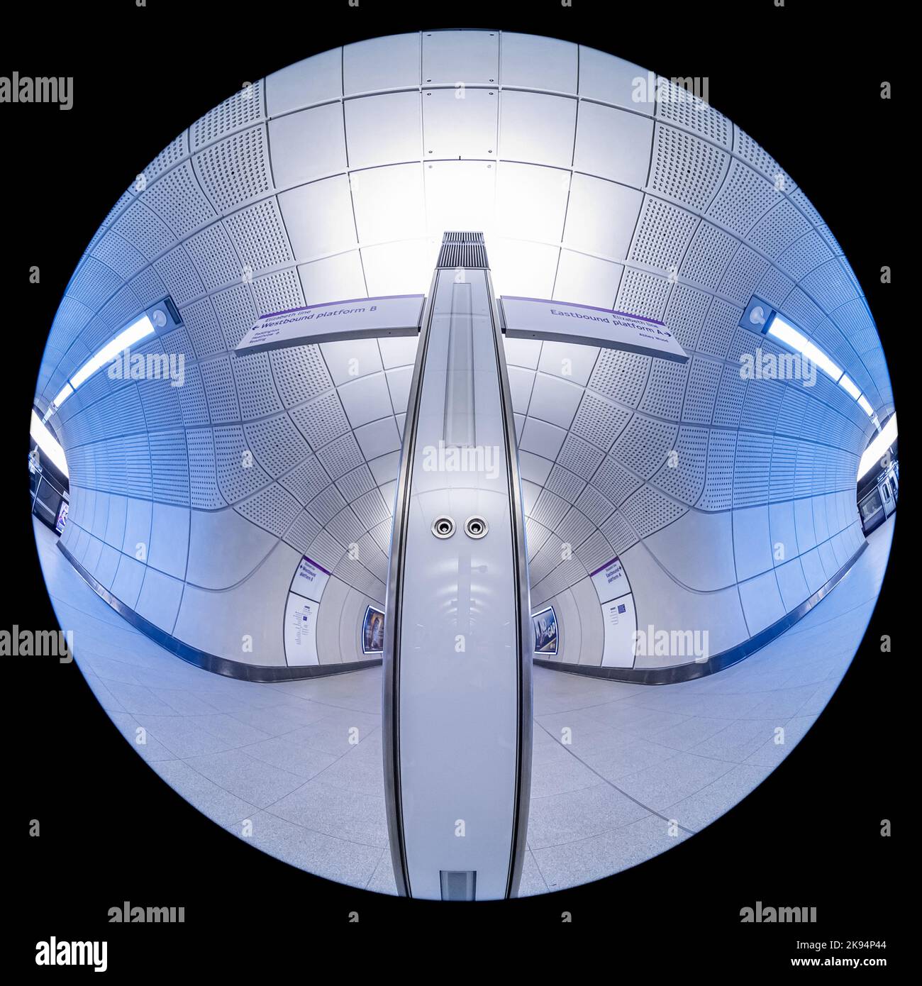 Liverpool Street Station - Elizabeth Line Station Stock Photo - Alamy