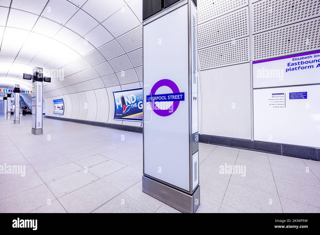Liverpool Street Station - Elizabeth Line Station Stock Photo - Alamy