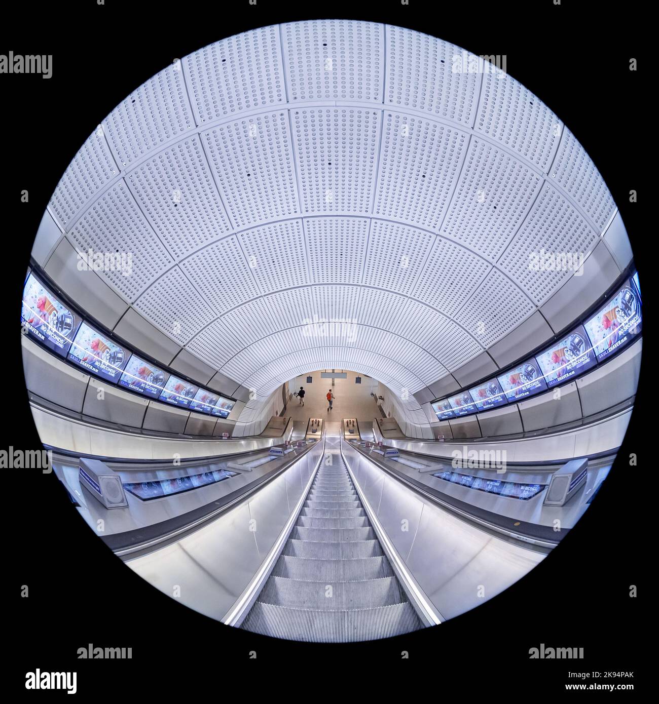 Liverpool Street Station - Elizabeth Line Station Stock Photo - Alamy