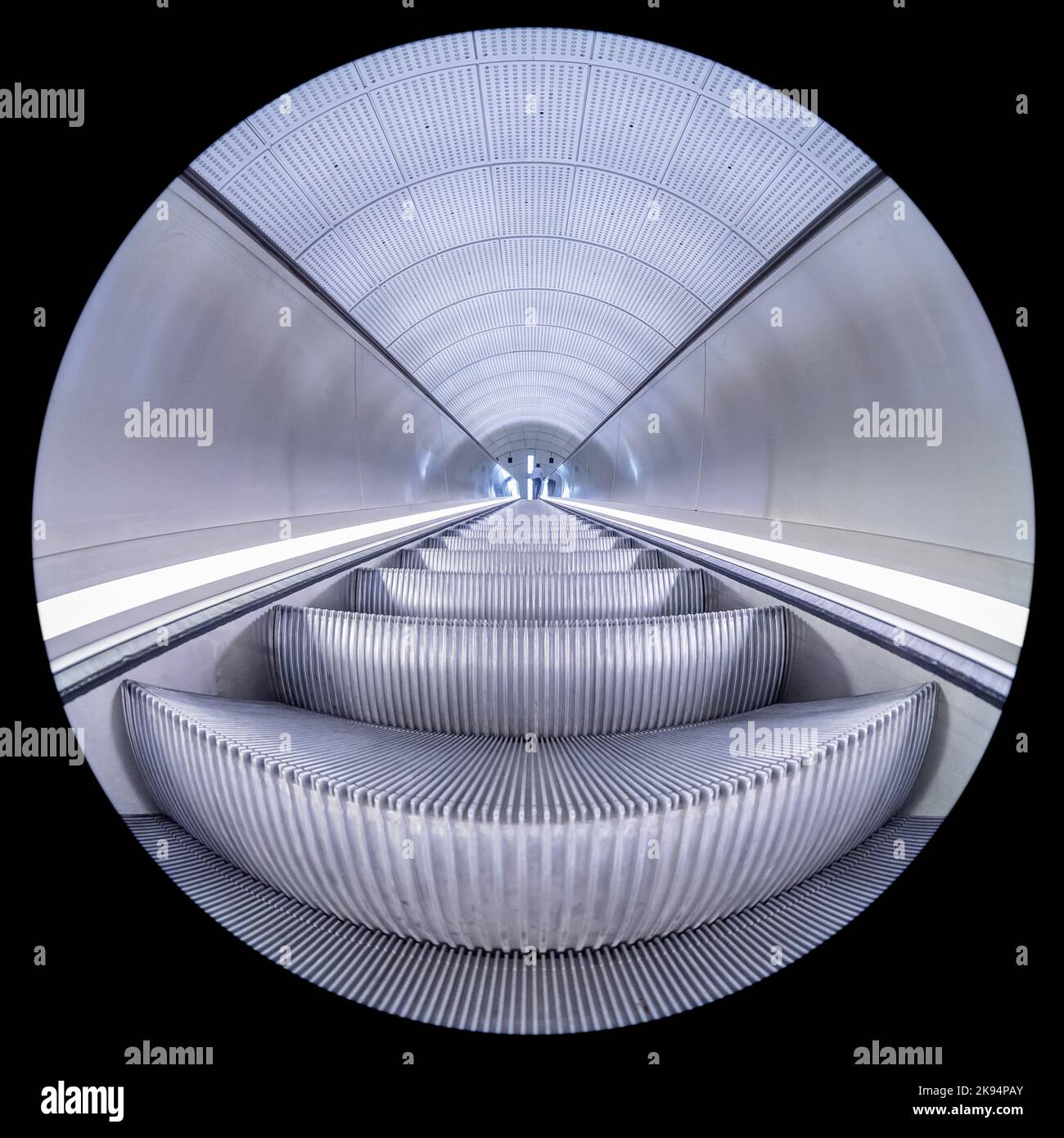 Liverpool Street Station - Elizabeth Line Station Stock Photo - Alamy