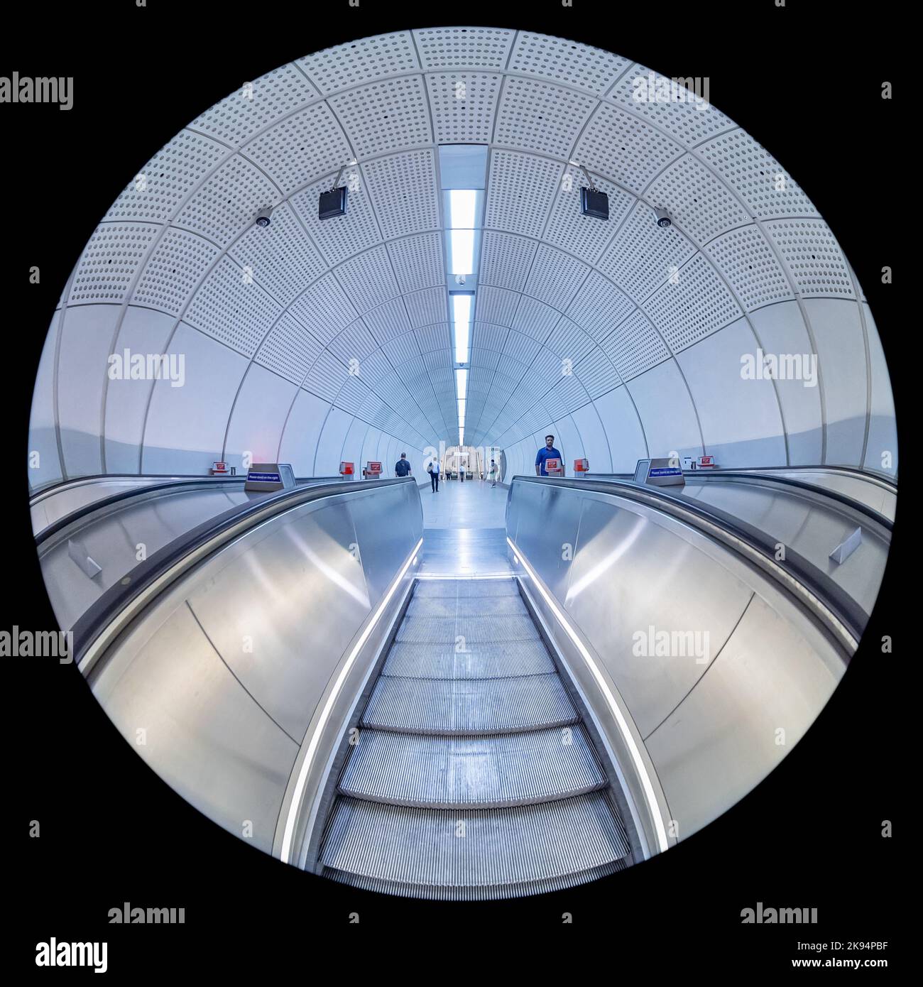 Liverpool Street Station - Elizabeth Line Station Stock Photo - Alamy