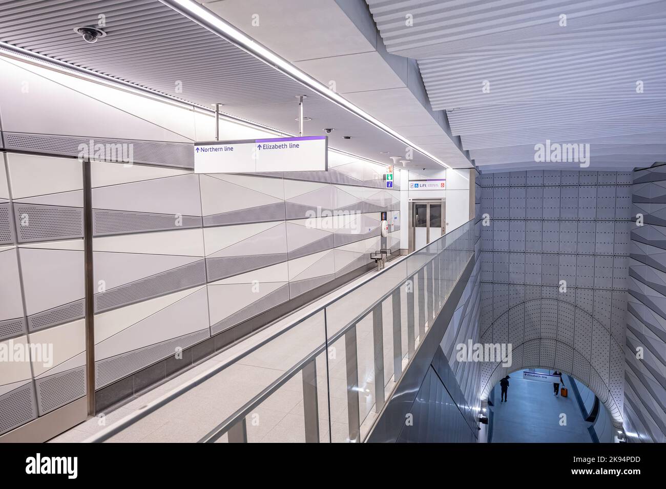 Liverpool Street Station - Elizabeth Line Station Stock Photo - Alamy