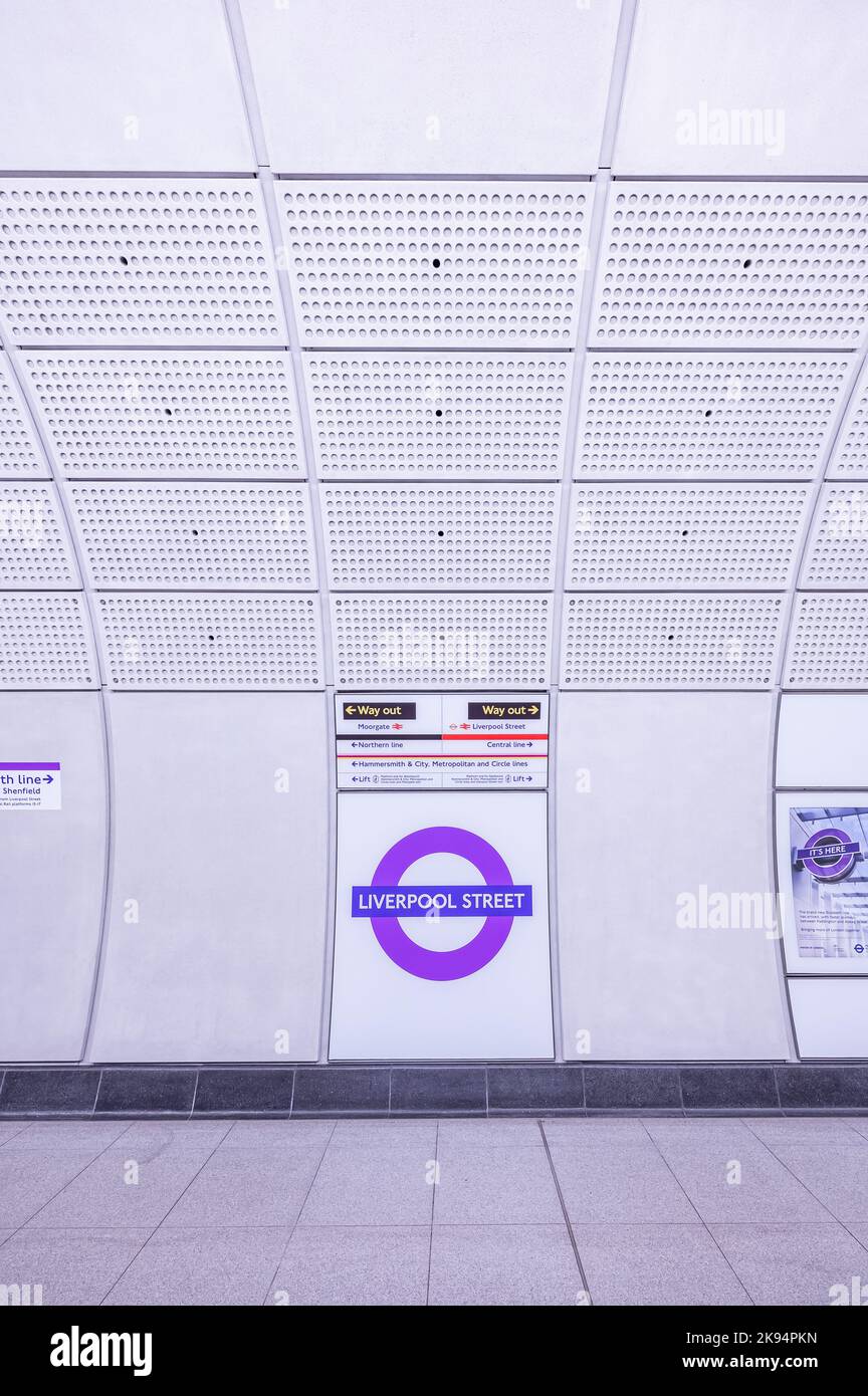 Liverpool Street Station - Elizabeth Line Station Stock Photo - Alamy