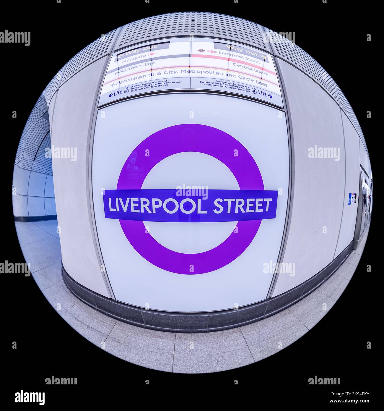 Liverpool Street Station - Elizabeth Line Station Stock Photo - Alamy