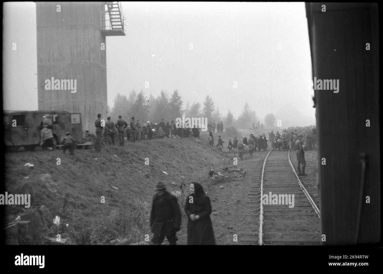 Refugees from Finland arrive in Haparanda in the fall of 1944 Stock ...