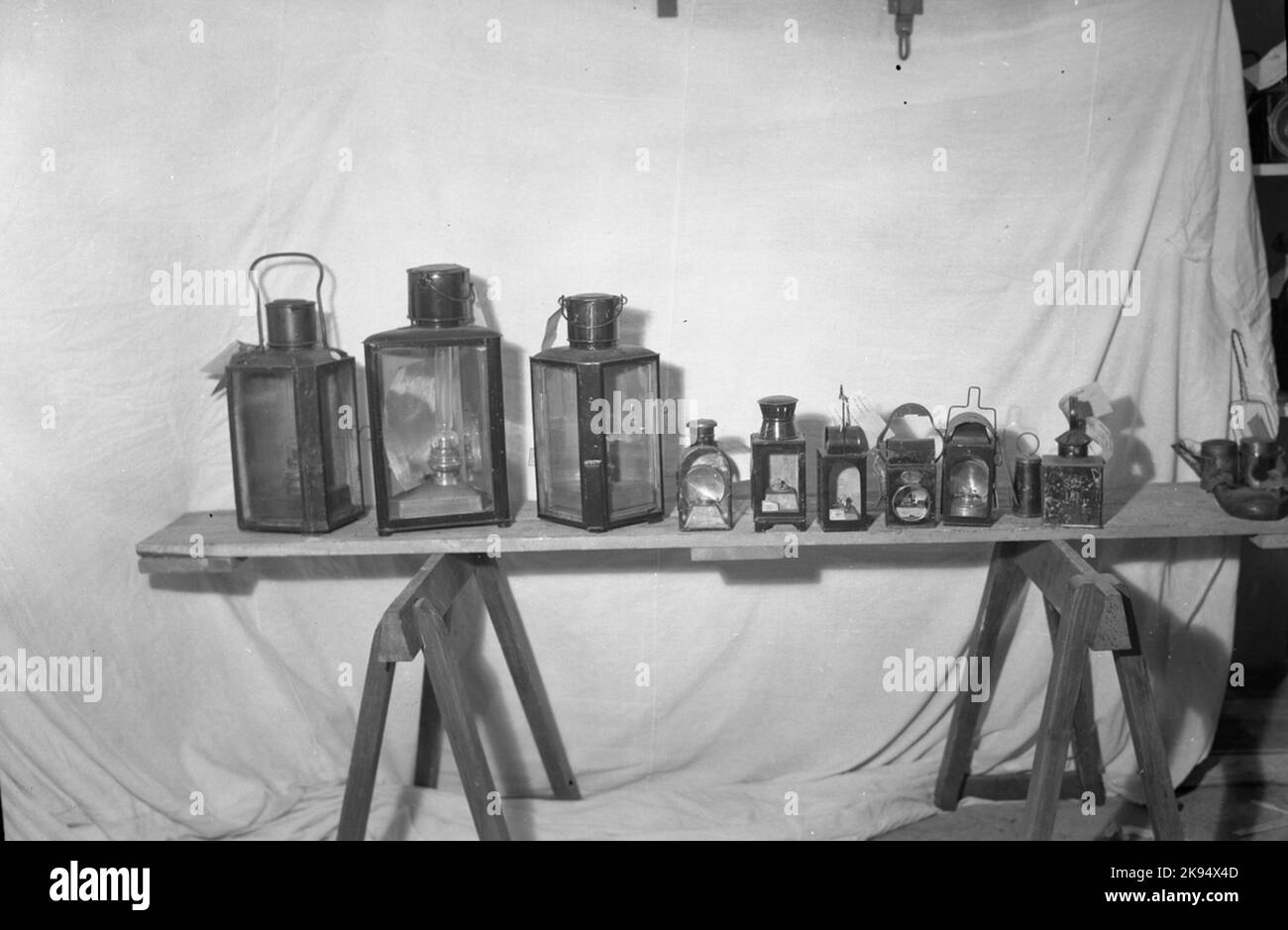 Div lanterns; Railway Museum. Movement Lyge for locomotives with ...