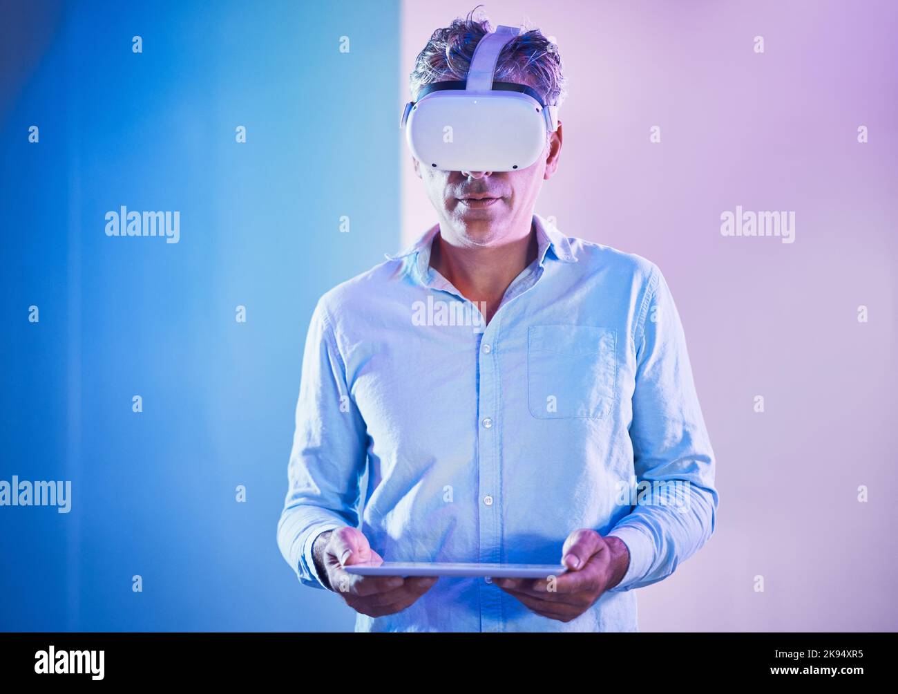 Ar vr headset hi-res stock photography and images - Alamy
