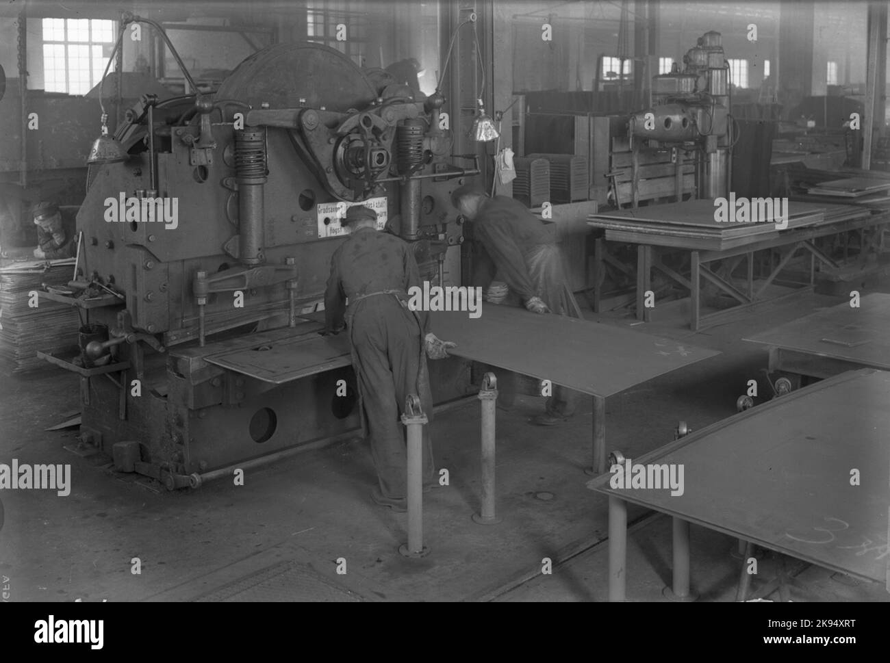 Cutting plate Black and White Stock Photos & Images - Alamy
