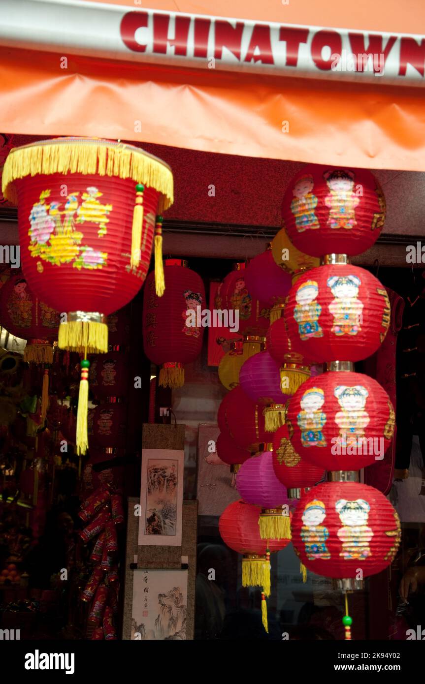 Chinese supermarket produce display hi-res stock photography and images ...