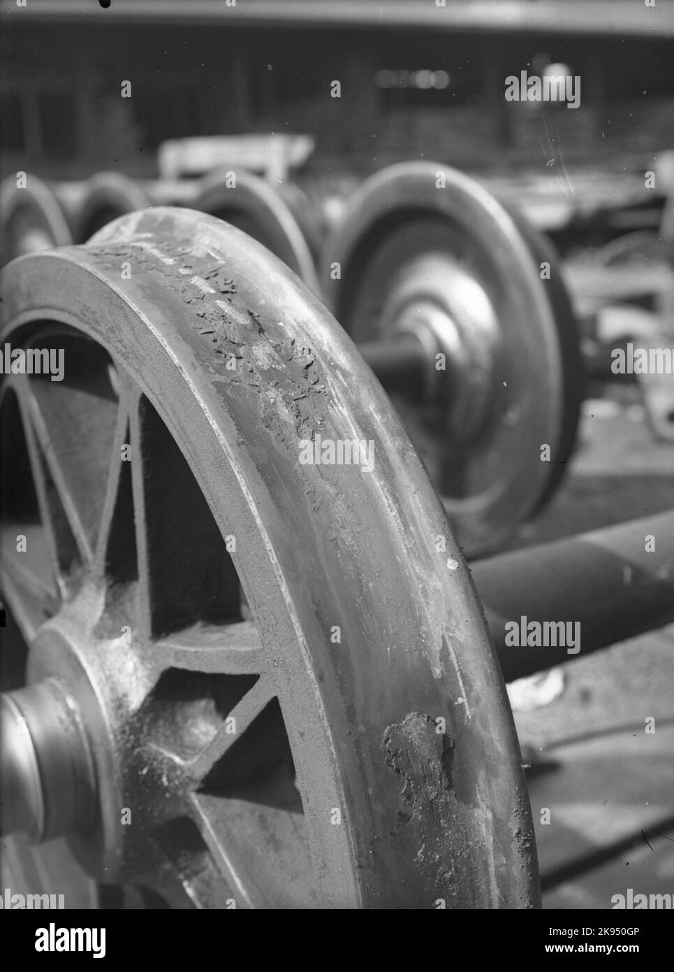 Wheels with damaged wheel ring Stock Photo - Alamy
