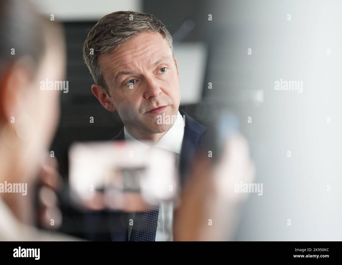 26 november 2002 hi-res stock photography and images - Alamy