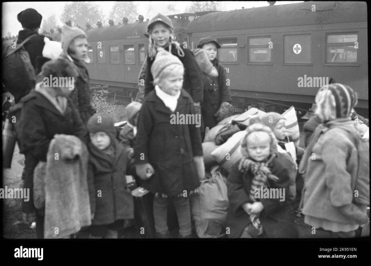 Refugees from Finland arrive in Haparanda in the fall of 1944 Stock ...