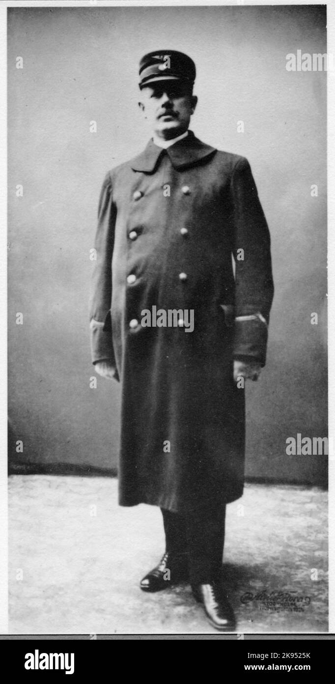 Station inspector Black and White Stock Photos & Images - Alamy