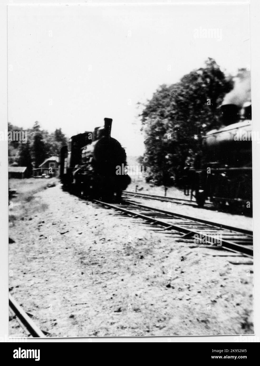 Train meeting between local goods train 7381 and passenger train 942 at ...