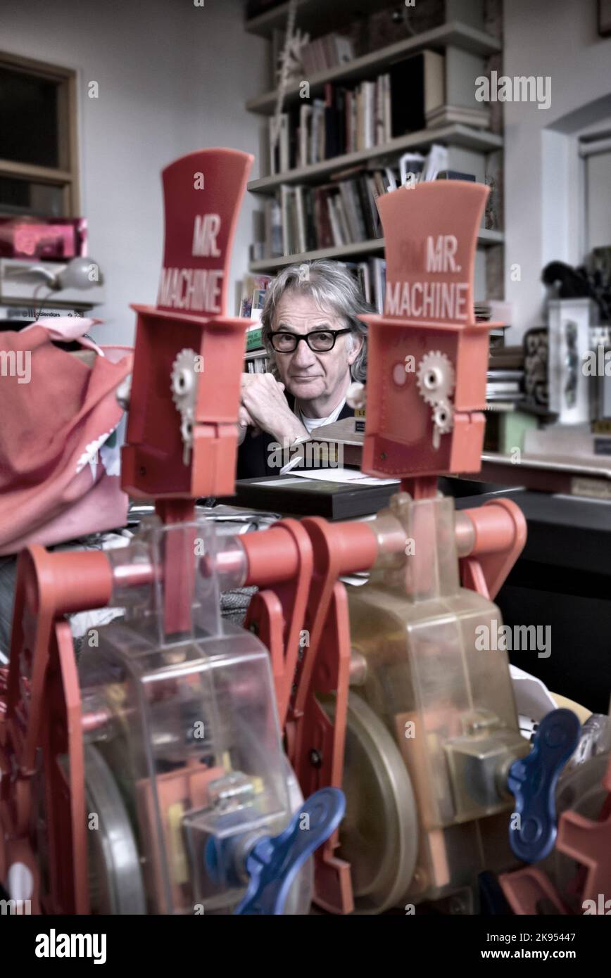 Sir paul smith in hi-res stock photography and images - Alamy