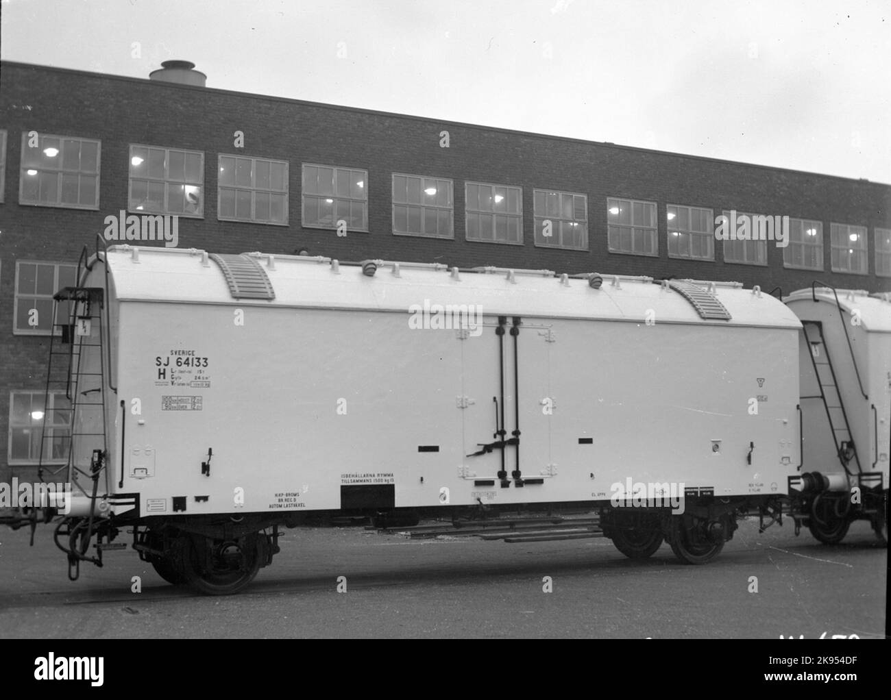 The State Railways, SJ H 64133 cooling trolley of steel, with ice boxes ...