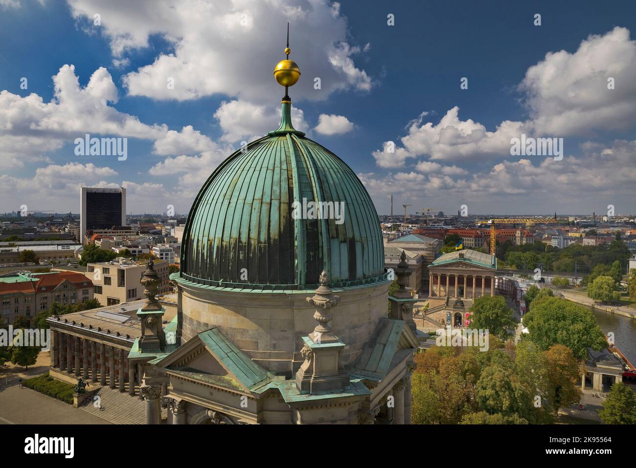 Elevated view of a dome of the Berlin Cathedral and the Museum Island ...