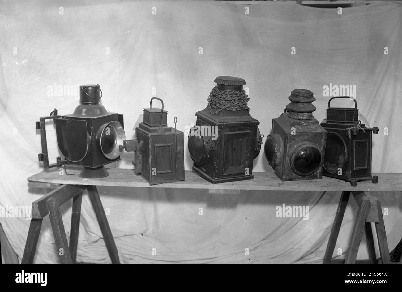 Div lanterns; Railway Museum. Brosignal Lyge for Linköping Ark No. 1285 LOOK LOOK FR NBJ ARK No ...