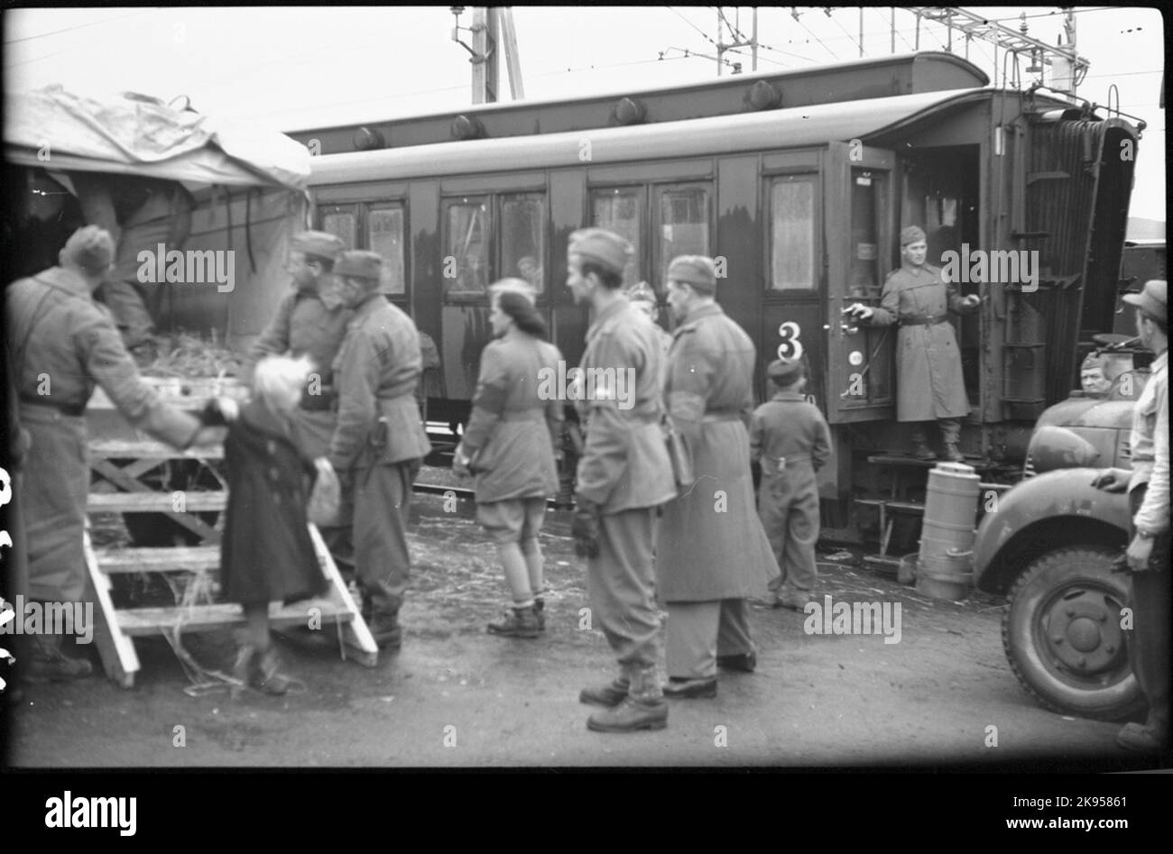 During the evacuation of Finnish refugees, autumn 1944 Stock Photo - Alamy
