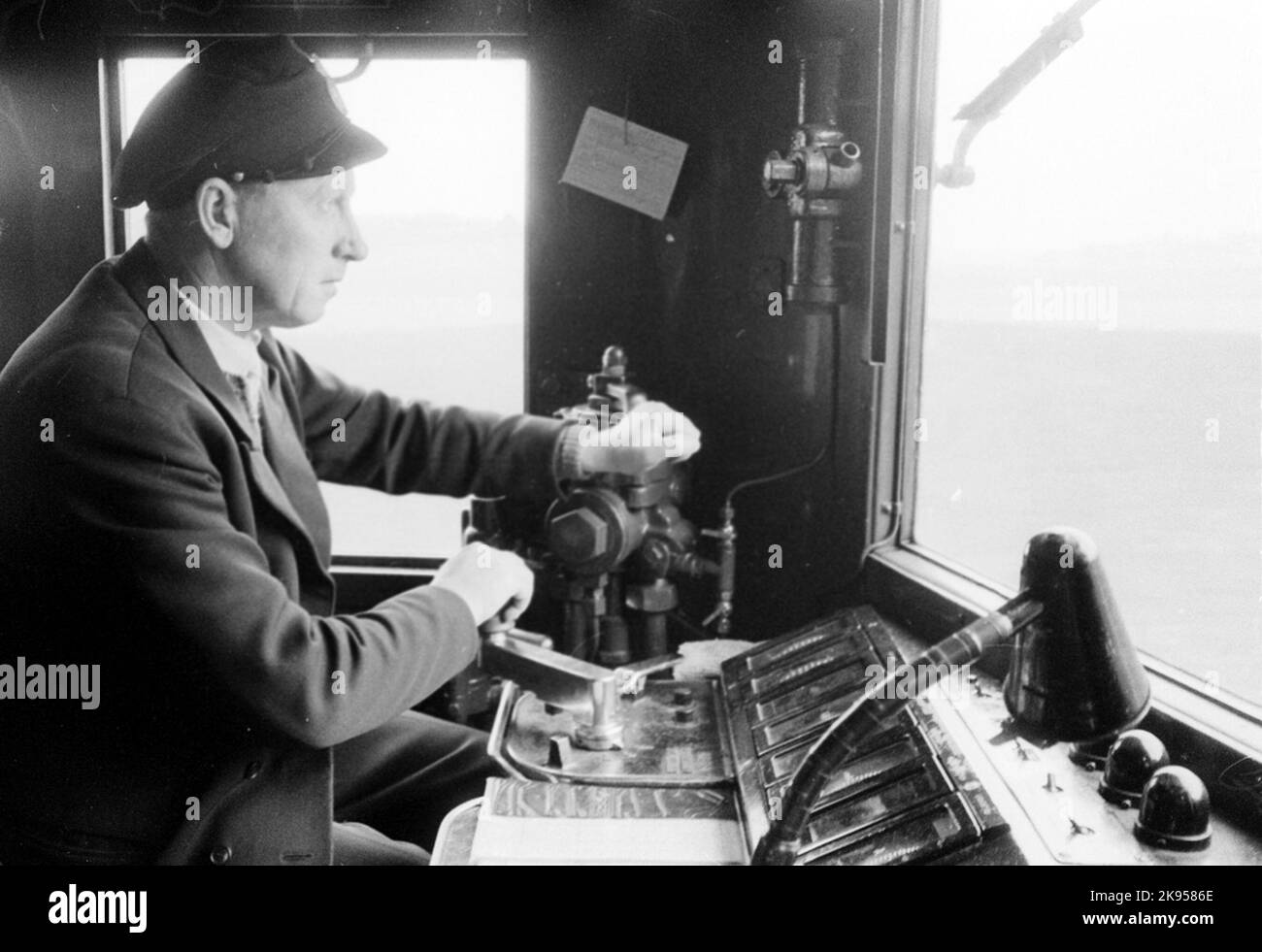 Rail driver cab hi-res stock photography and images - Alamy