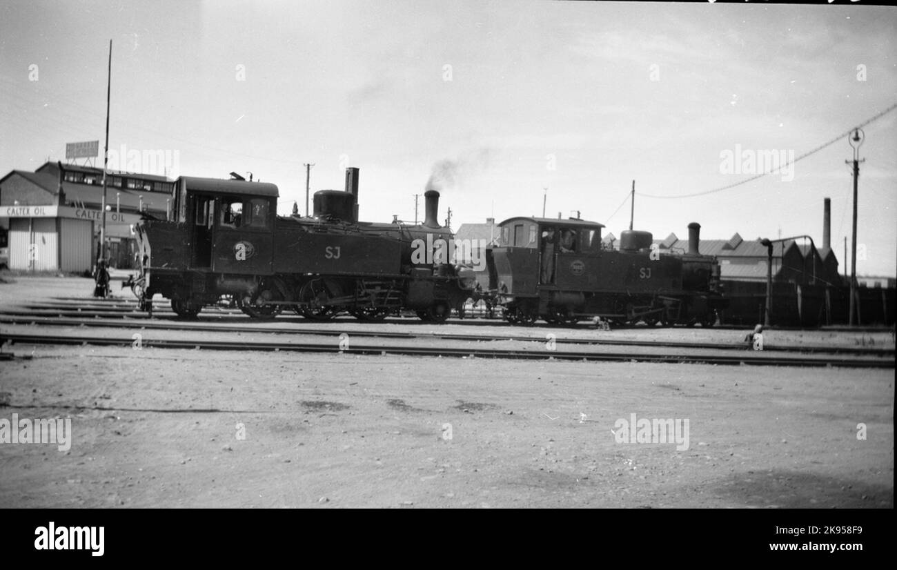 State railways. SJ S2P 3036 and WP 3002 Stock Photo - Alamy