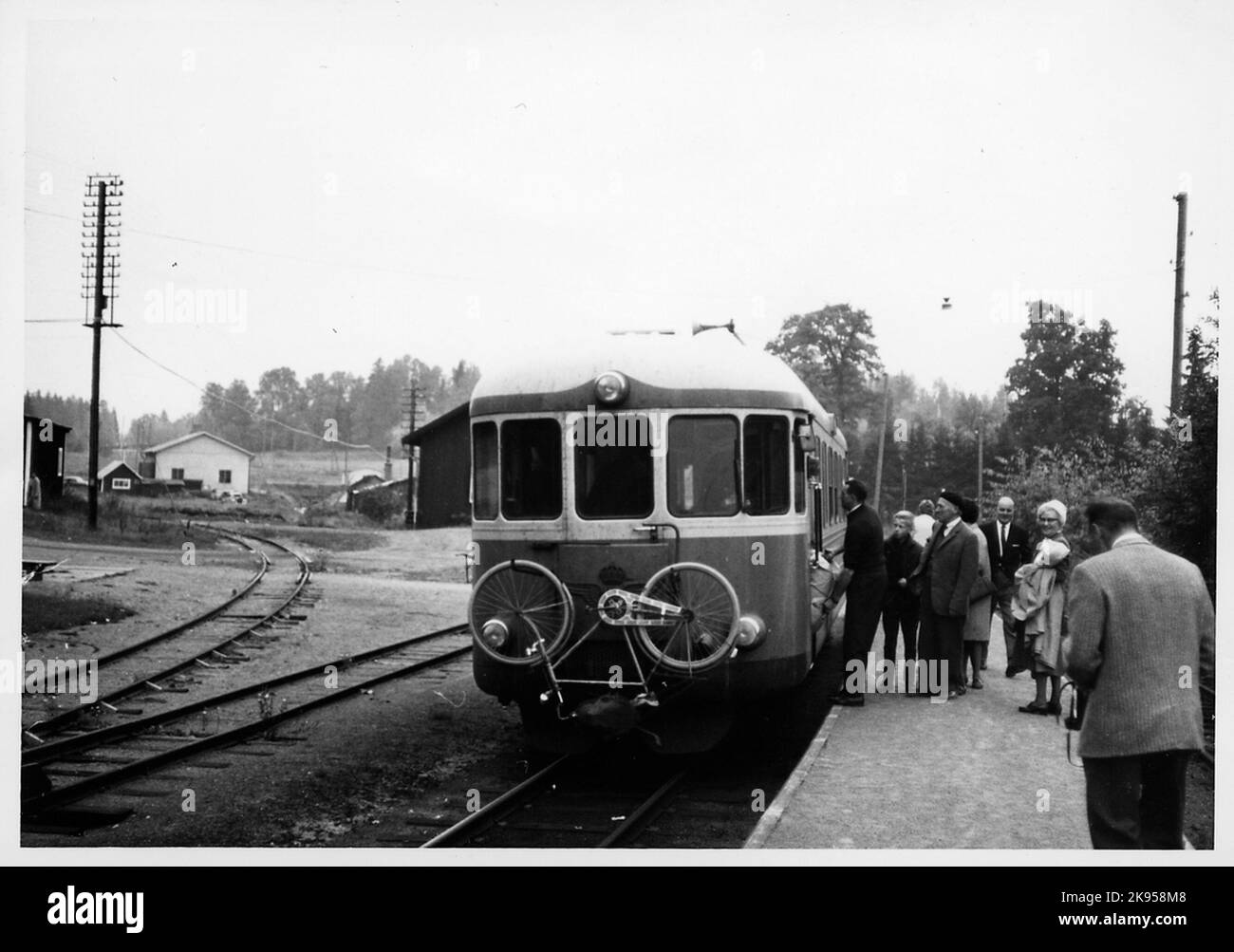 Last passenger train at Norsholm - Bersbo Railway Stock Photo - Alamy