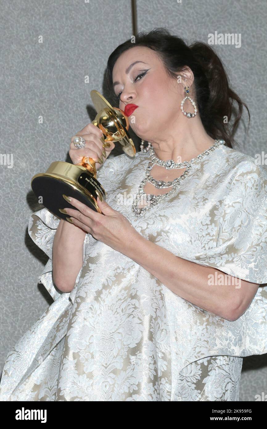 October 25, 2022, Burbank, CA, USA: LOS ANGELES - OCT 25: Jennifer ...