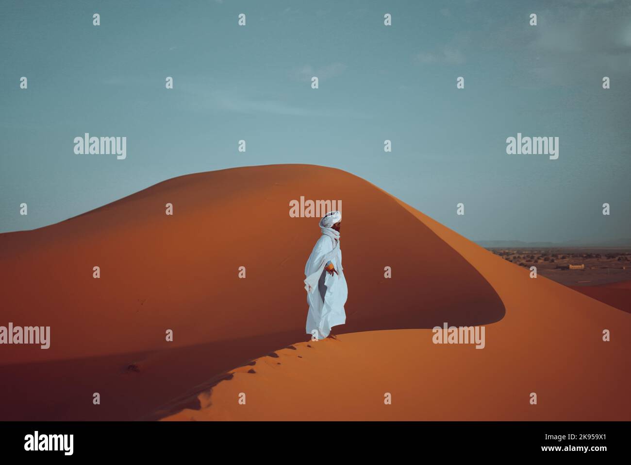 Man under the sun hi-res stock photography and images - Alamy