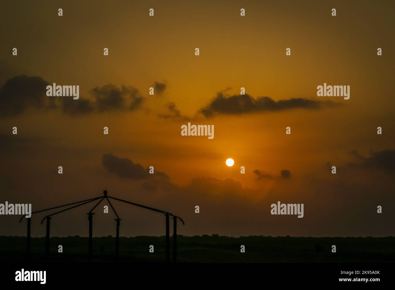 Beautiful sunrise view hi-res stock photography and images - Alamy