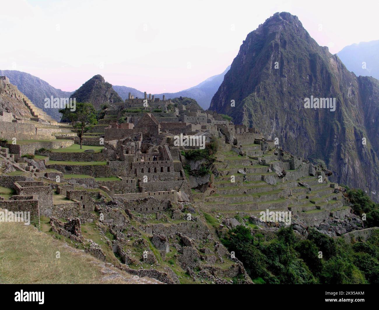 A beautiful shot of the historic Machu Picchu citadel ruins in the ...