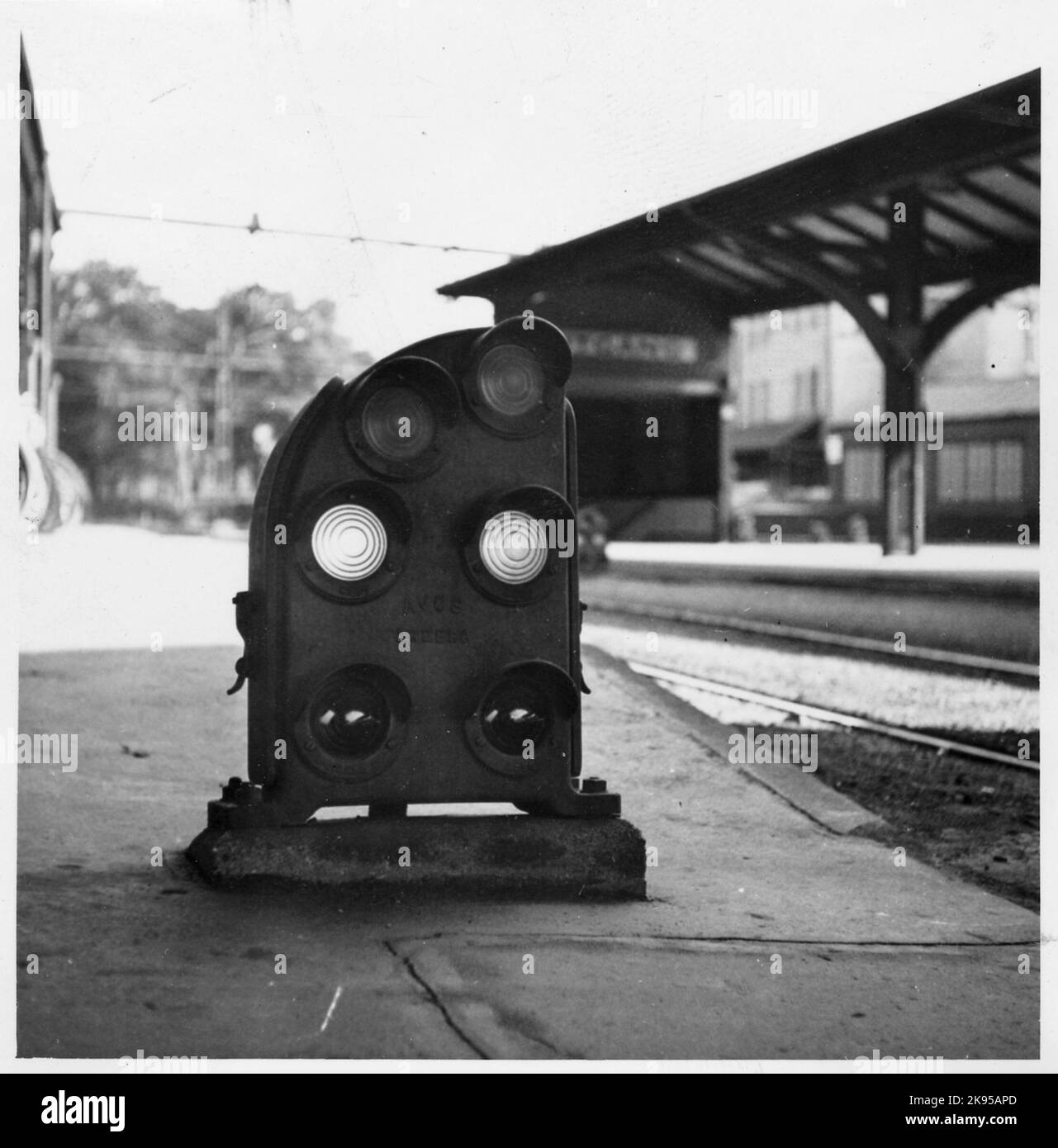 Dwarf signal at the yard Stock Photo - Alamy