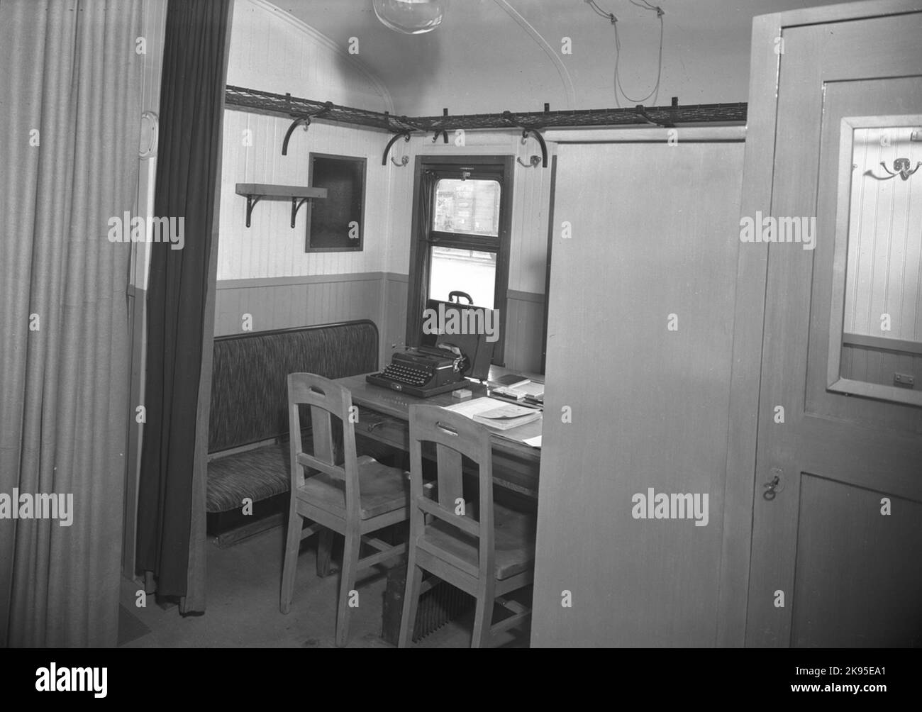 Army medical train Black and White Stock Photos & Images - Alamy