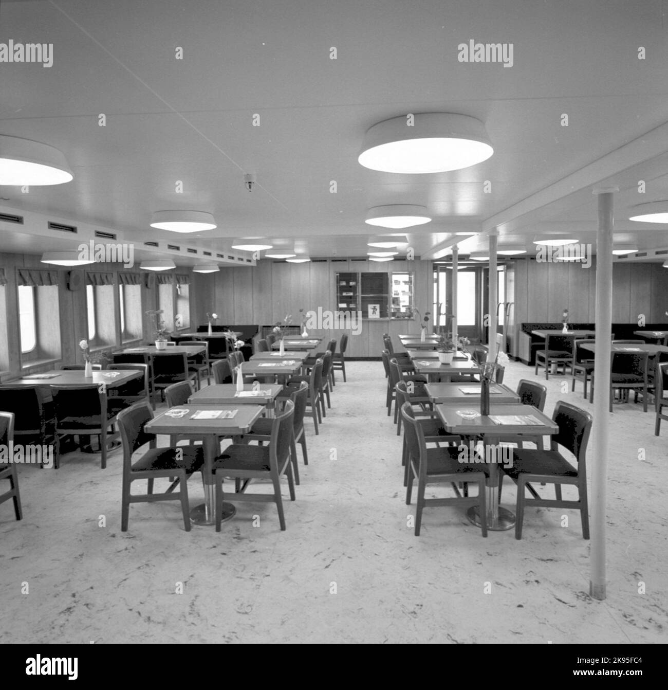 Museum cafeteria Black and White Stock Photos & Images - Alamy