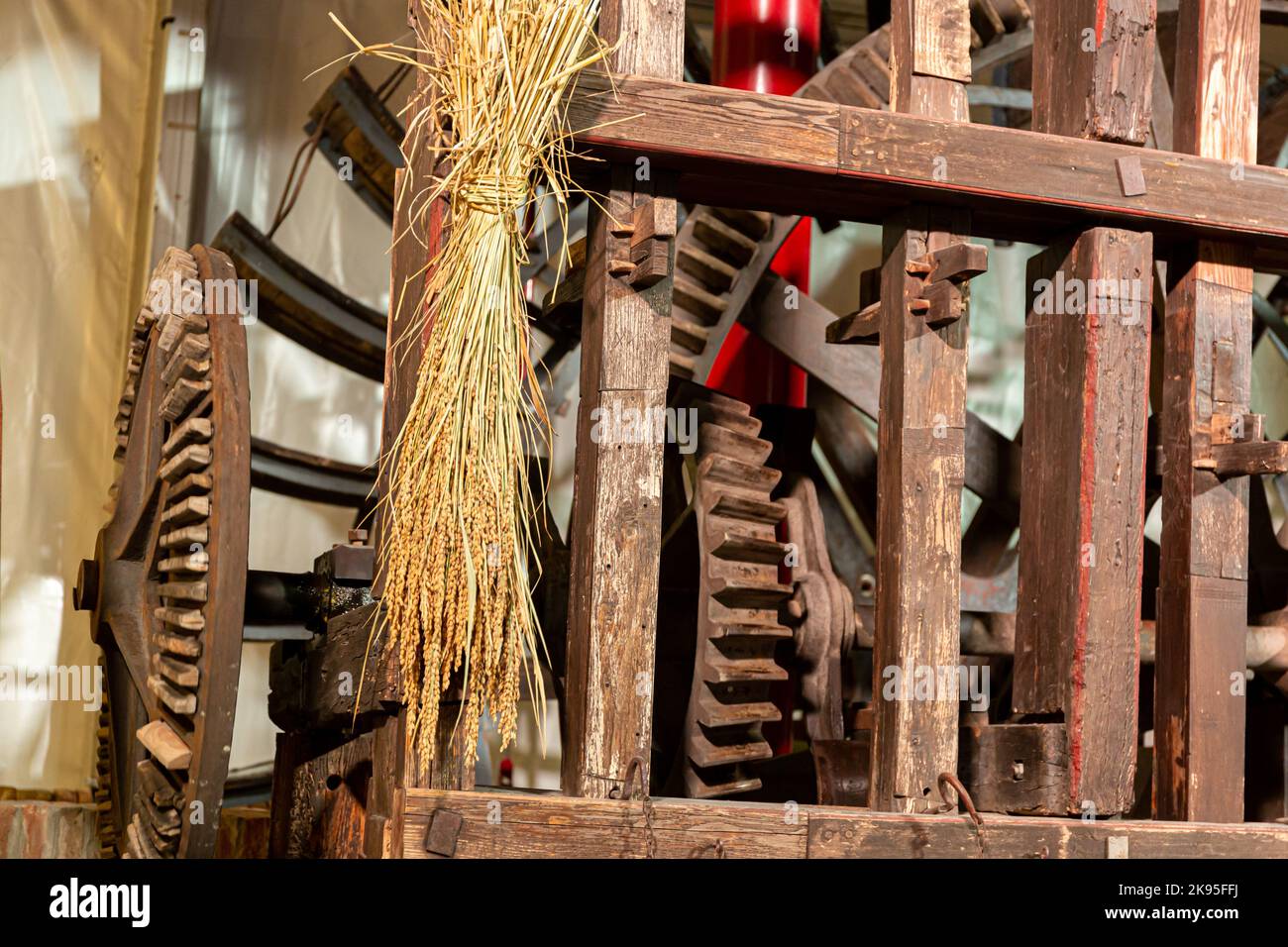Old Rice Mill, Old Wooden Machine of a husking rice Stock Photo - Alamy