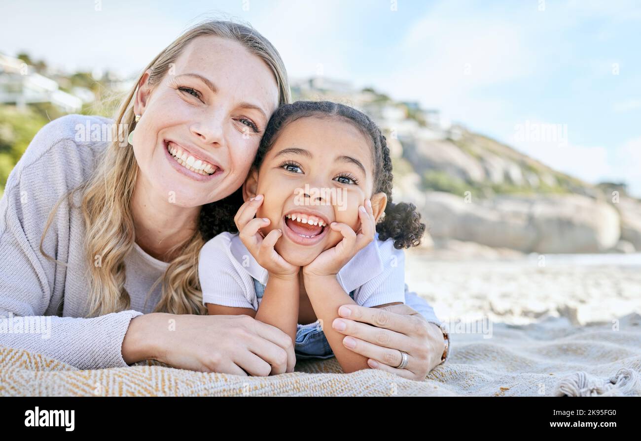 Lying woman girl love hi-res stock photography and images - Alamy