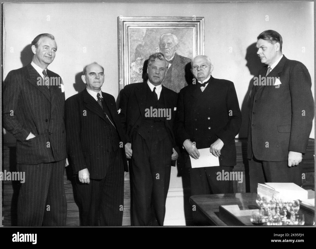 Unveiling by former agency manager Ivan Öfverholm's portrait. The ...