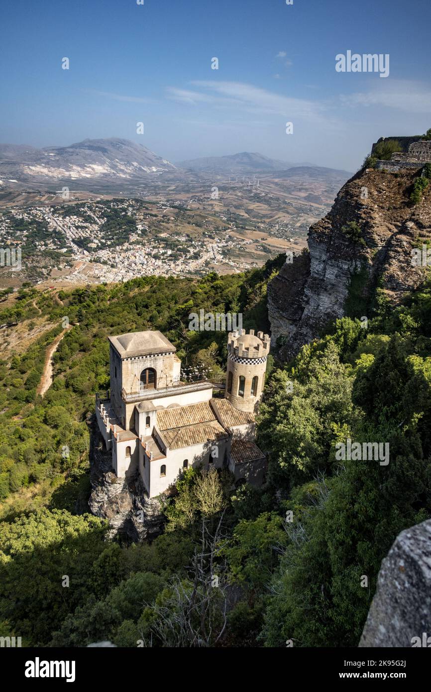 Italy, Sicily, Erice. Torrette Pepoli Stock Photo - Alamy