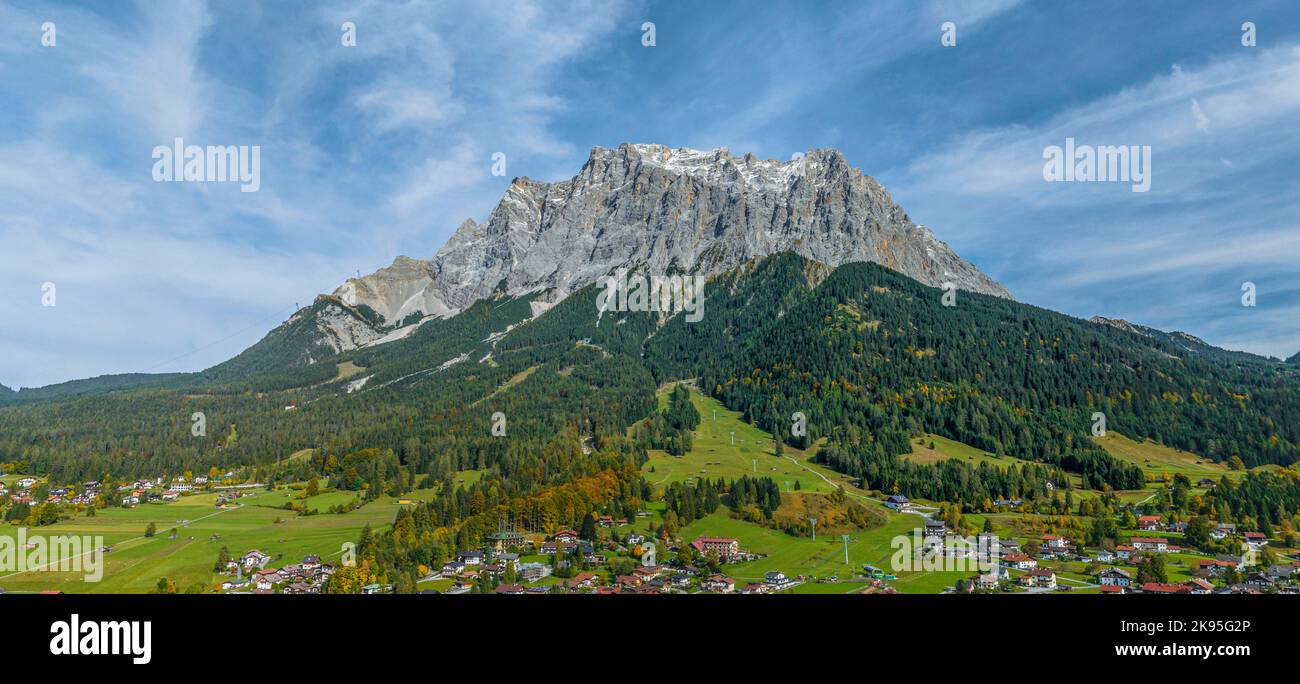 Aerial view to the Tiroler Zugspitz Arena around Ehrwald and Lermoos in ...