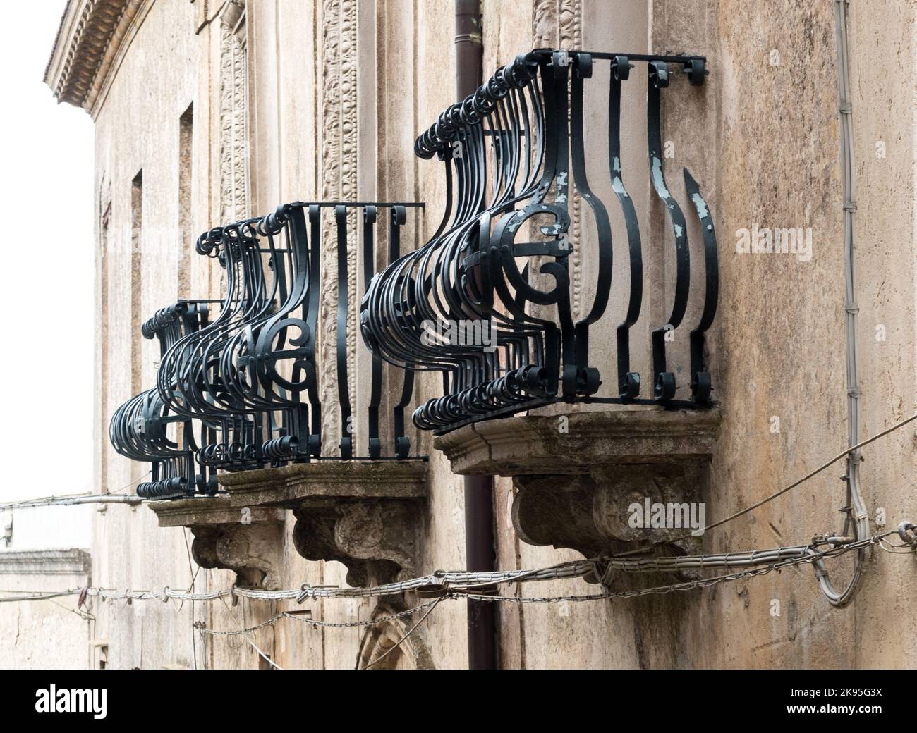 Ironwork railing hi-res stock photography and images - Alamy