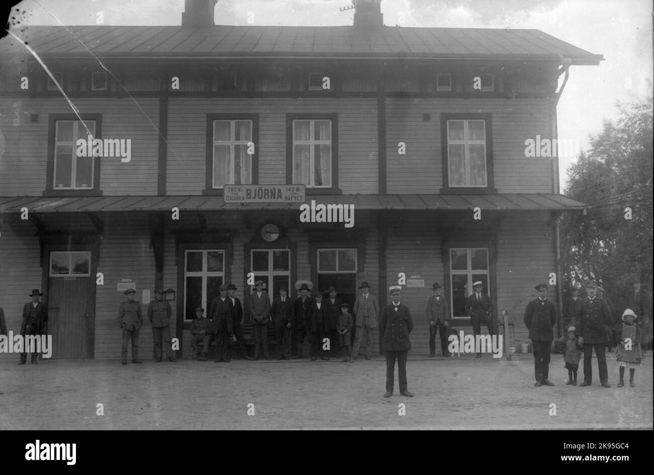 Station house of the Hällnäs model. Station was built in 1892. Two ...