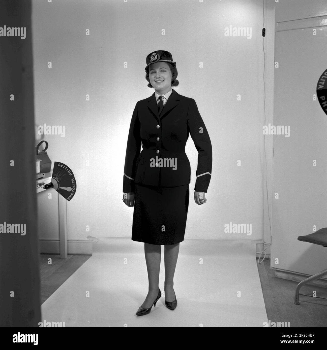 Museum staff uniform hi-res stock photography and images - Alamy