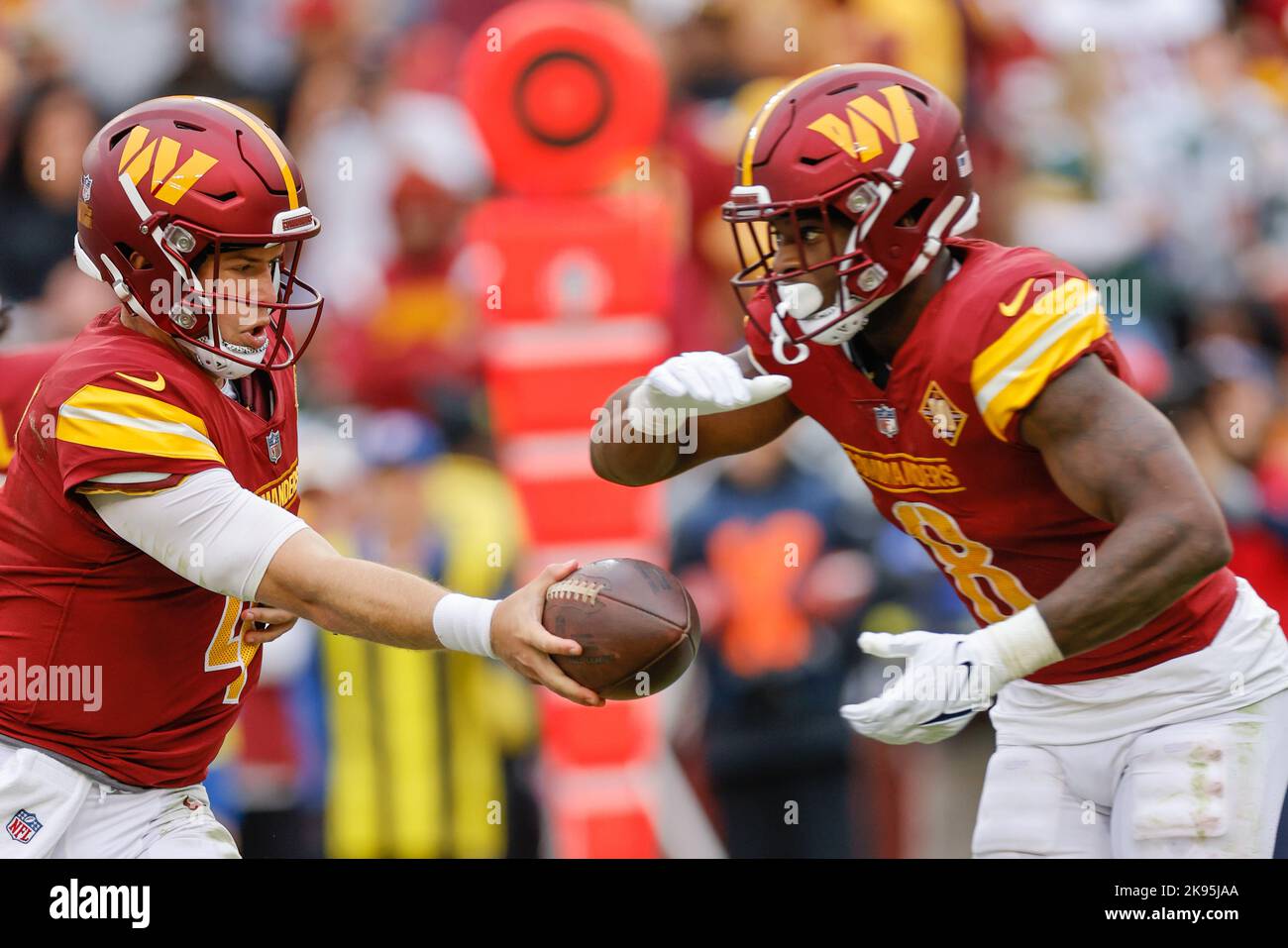 Sunday, October 23, 2022; Landover, MD, USA; Washington Commanders ...