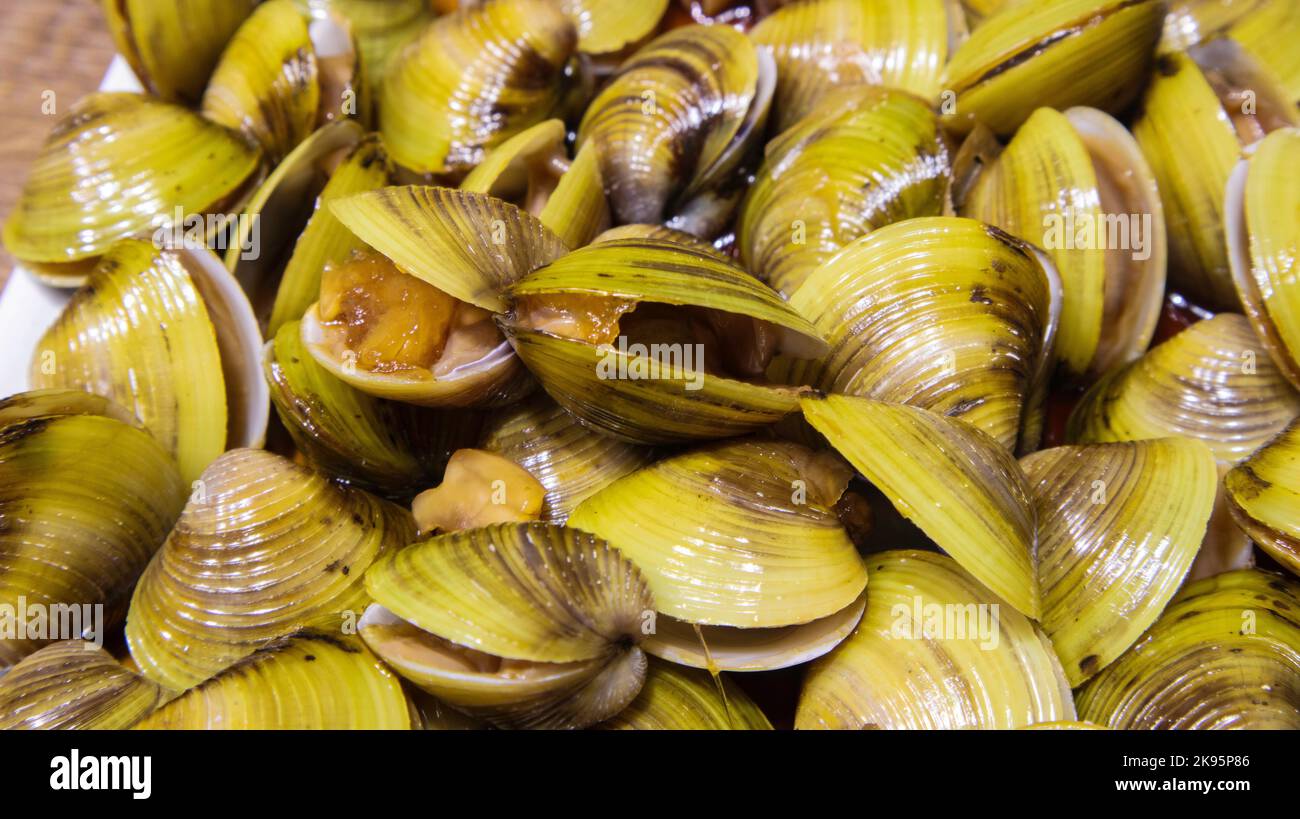 Marinated clams hi-res stock photography and images - Alamy
