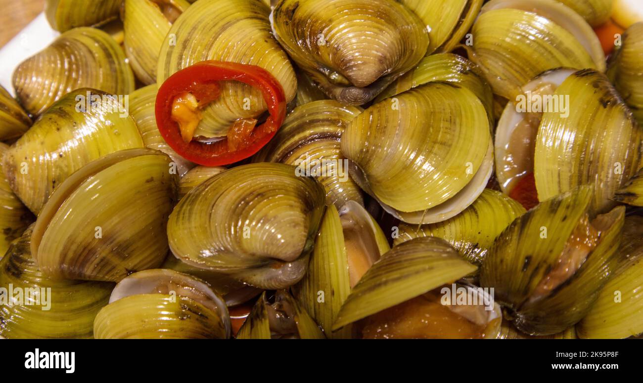 Marinated clams hi-res stock photography and images - Alamy