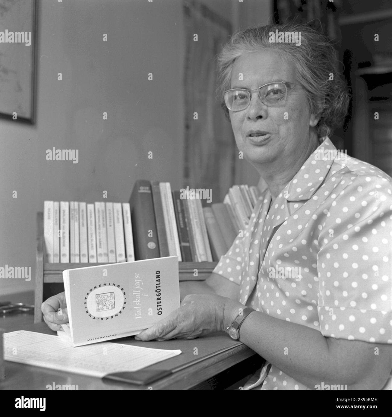 Tourist association Black and White Stock Photos & Images - Alamy