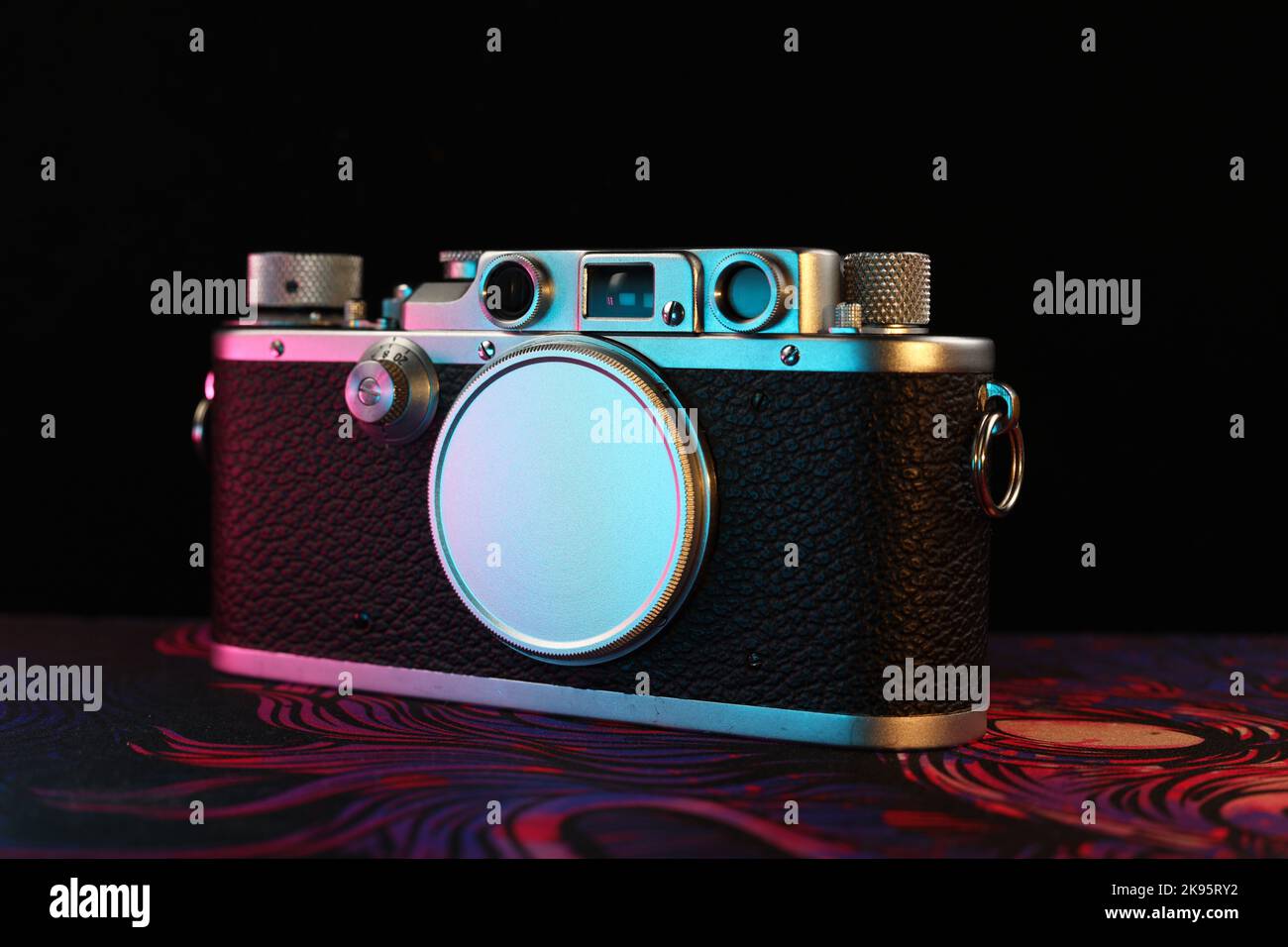 Shot with leica hi-res stock photography and images - Alamy