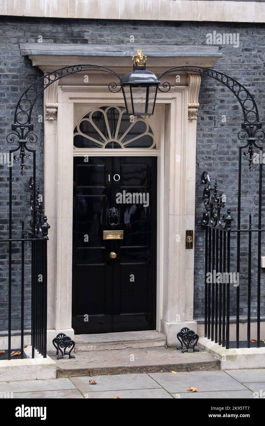 Rishi sunak question time hi-res stock photography and images - Alamy